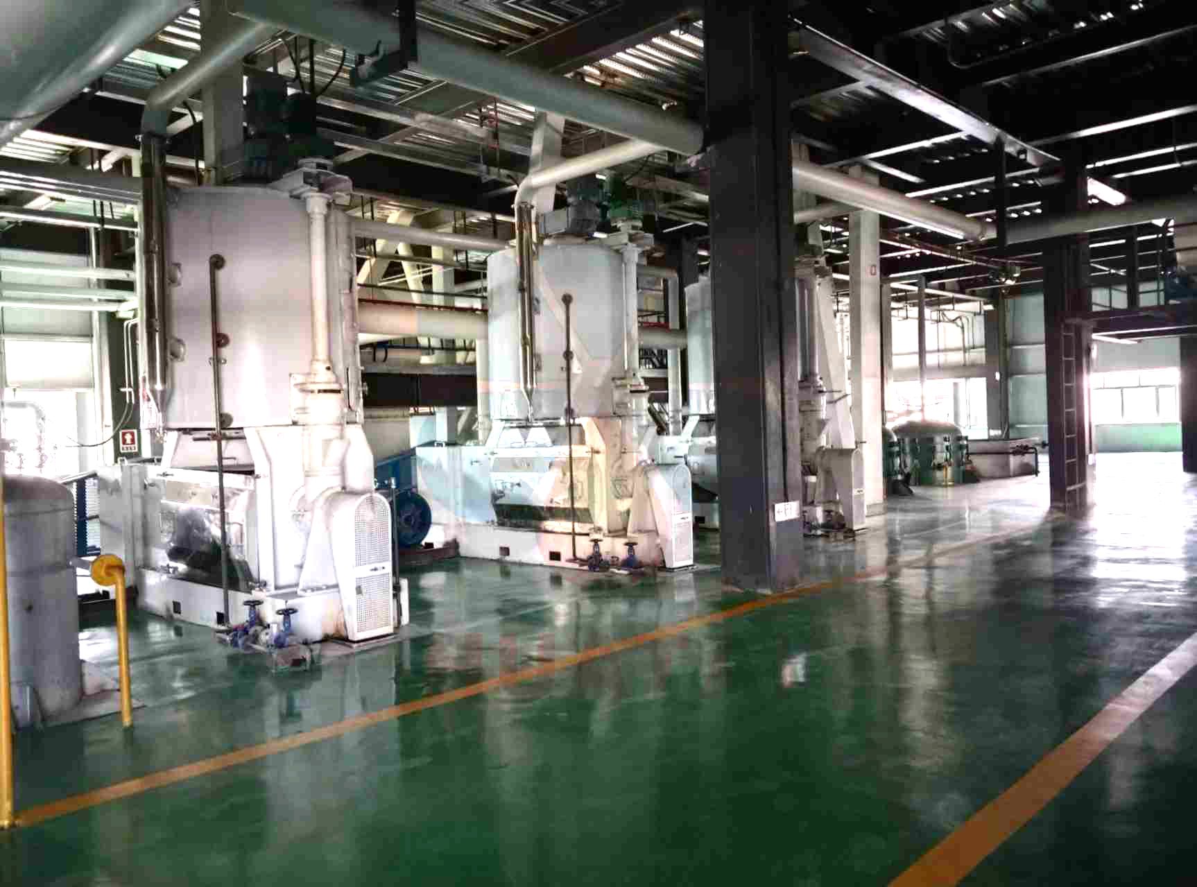 Comparison of Extraction Methods: Solvent Extraction vs. Pressing in ...