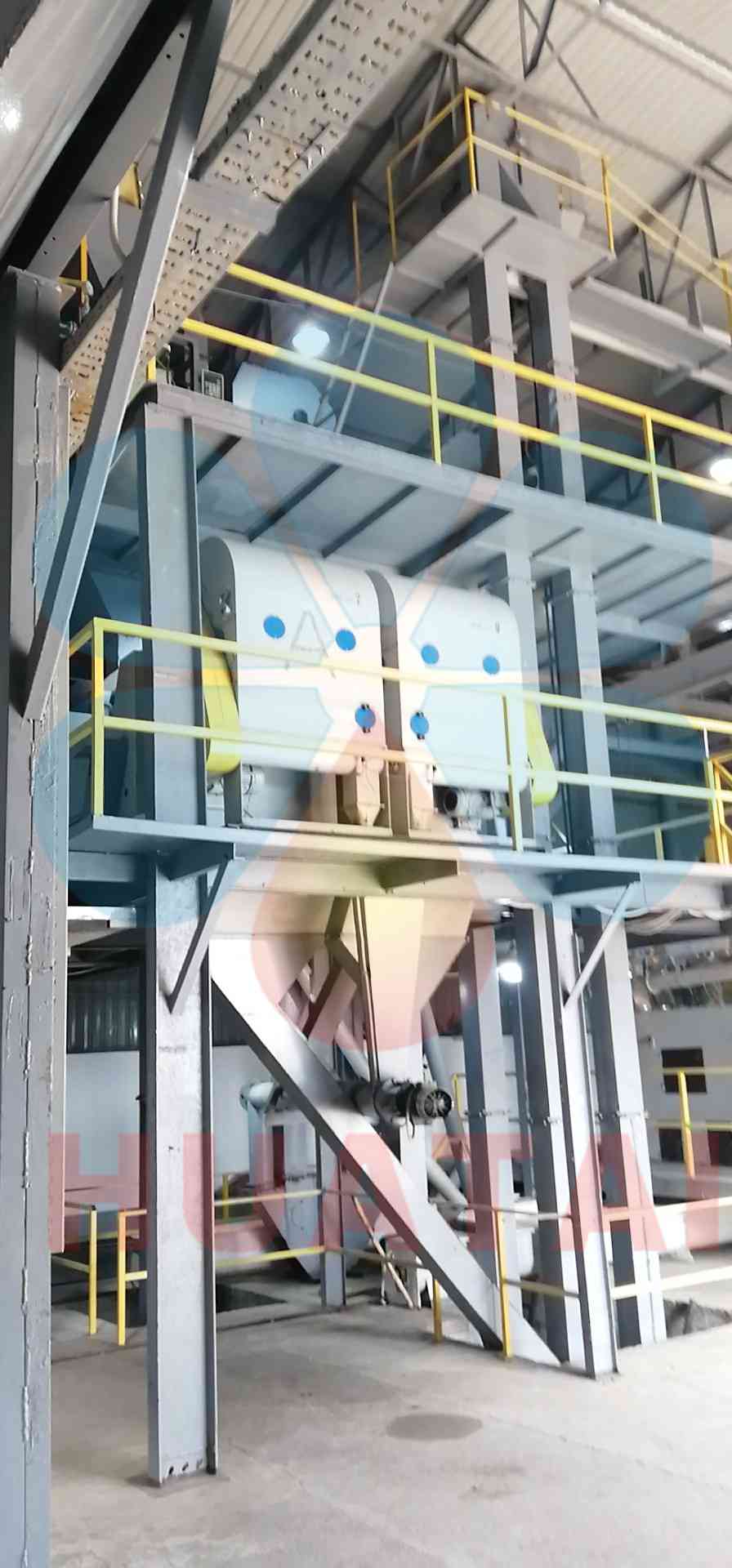 The Pre-Pressing and Solvent Extraction Process for Sunflower Oil